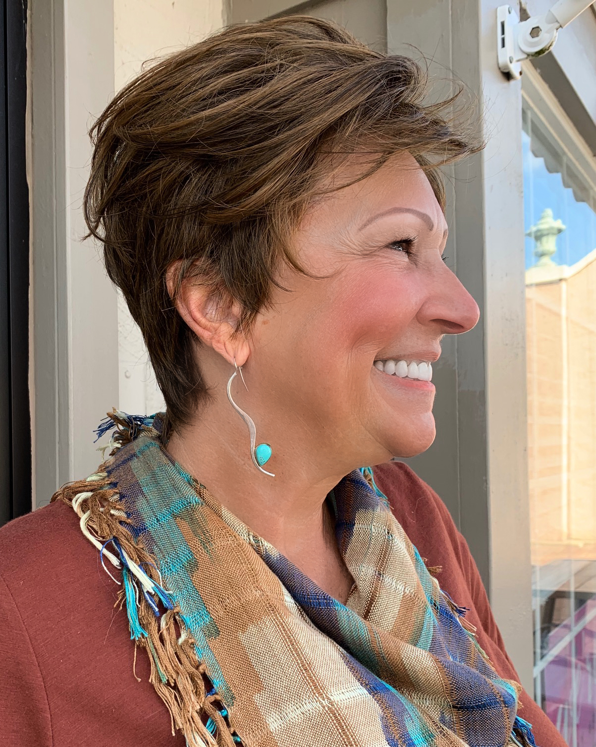 Raquel Welch Advanced French | A-List Wig Salon of Kansas City